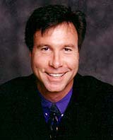 ESTACIONES Danny Crowe de LATV: Lanzamiento nacional el 23 de abril - PRODU