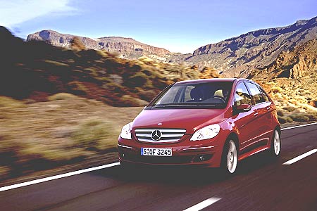 Nuevo B 200 Turbo de Mercedes Benz - PRODU
